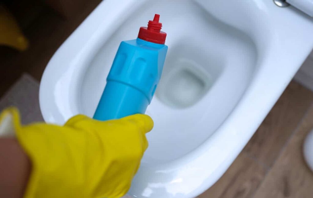 Les dangers de mélanger Destop et fosse septique : ce que vous devez savoir